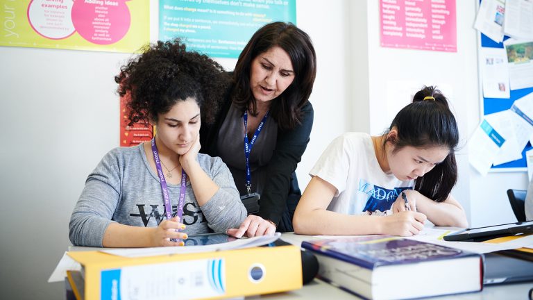 September 2025 Courses | DLD College London