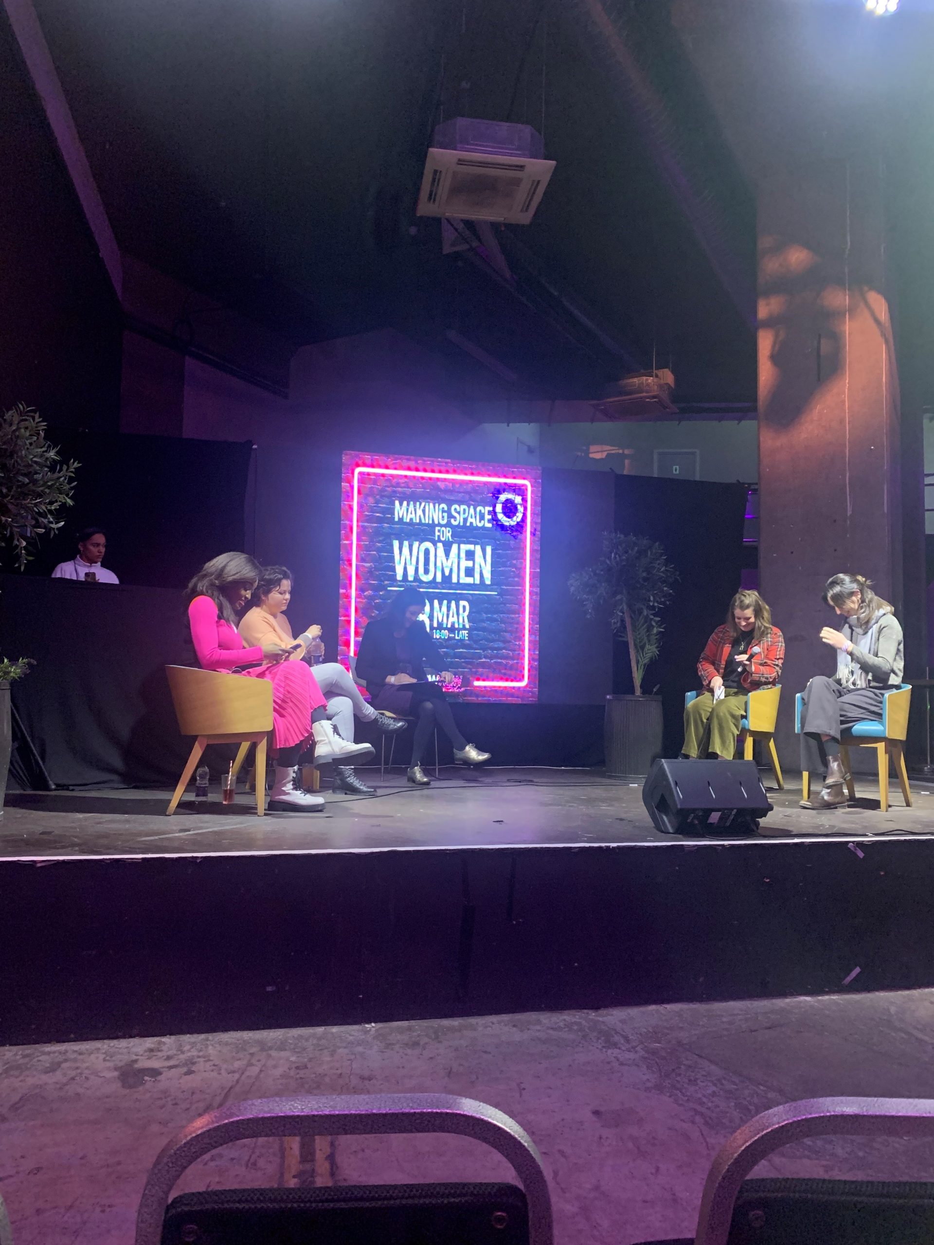 Making Space for Women in STEM | DLD College London