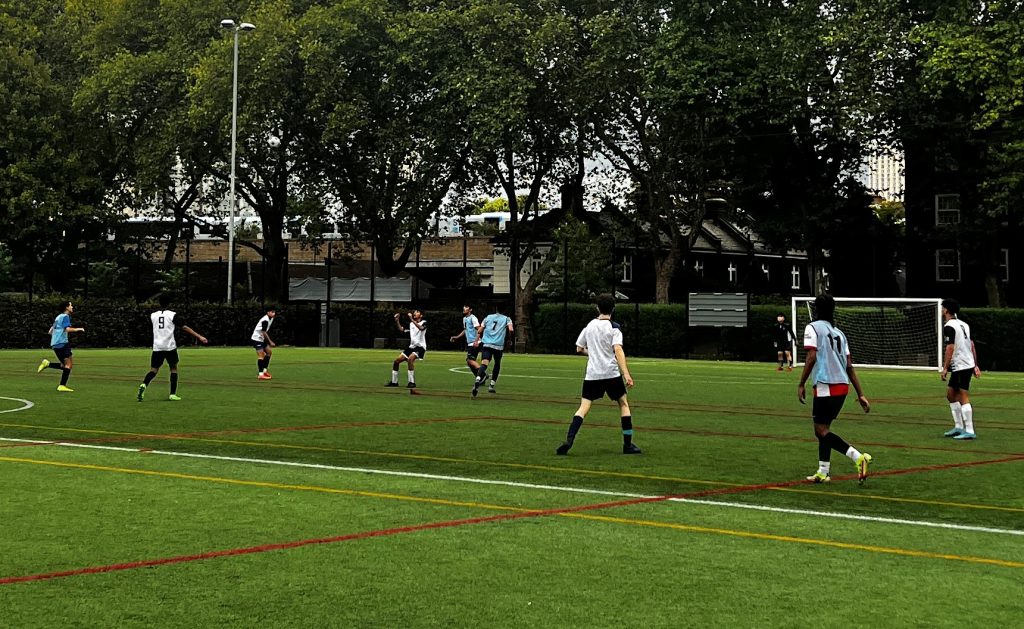 Football season kicks off with Oasis Academy Southbank | DLD College London