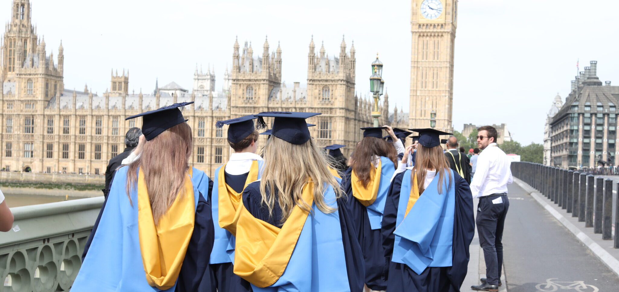 Navigating the Transition: A Guide for Senior School Graduates | DLD ...